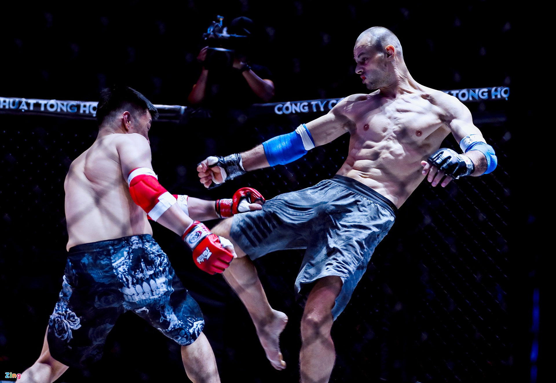 Mãn nhãn với giải MMA đầu tiên tại Việt Nam - Thể Thao và Xã Hội